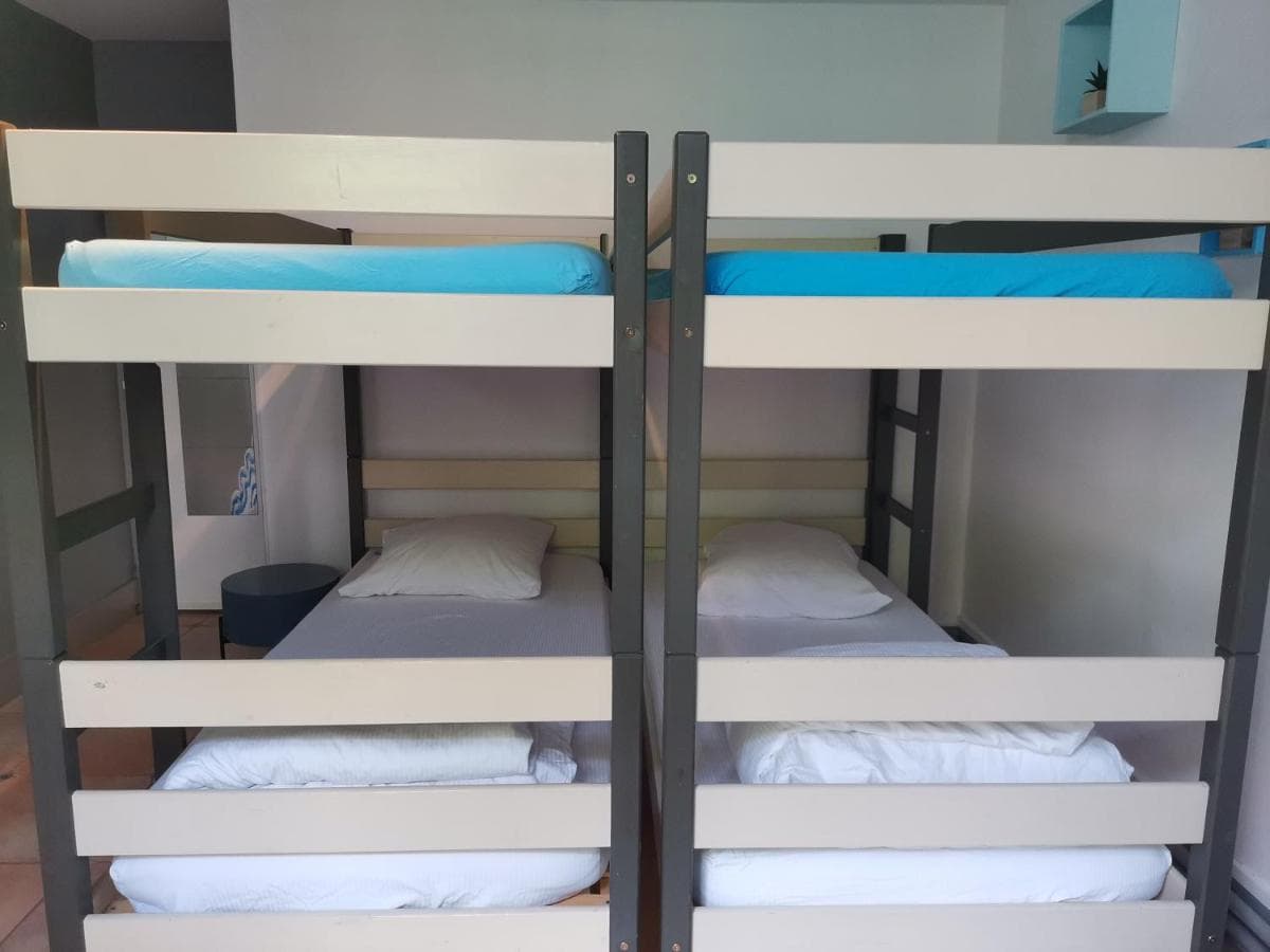 Cassis Hostel